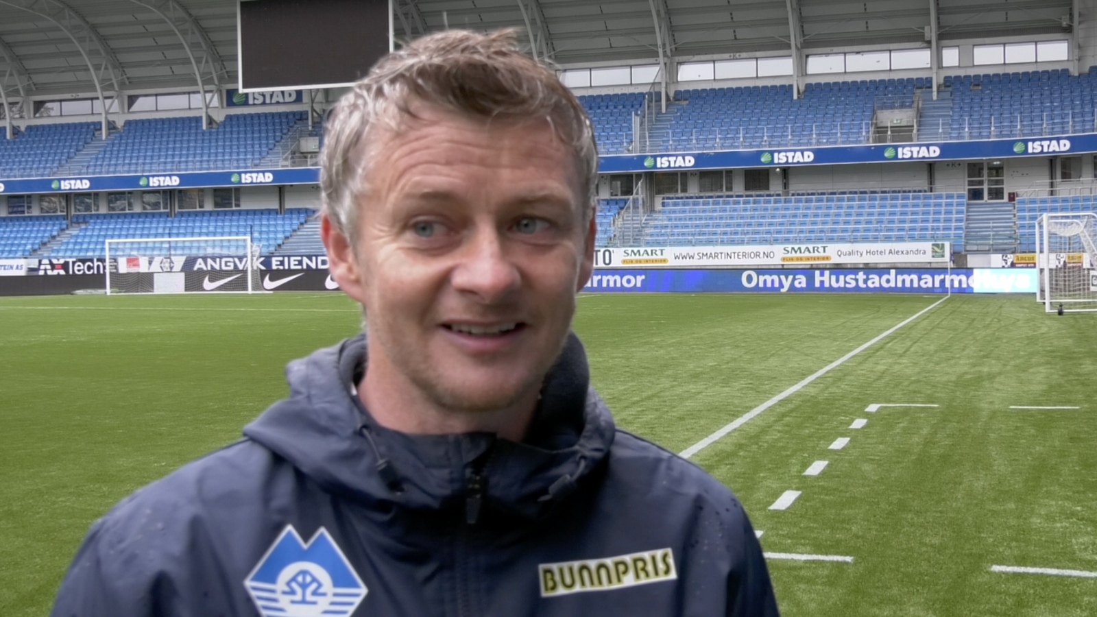 - Kan avgjøre selv / Molde - Kan avgjøre selv / Molde